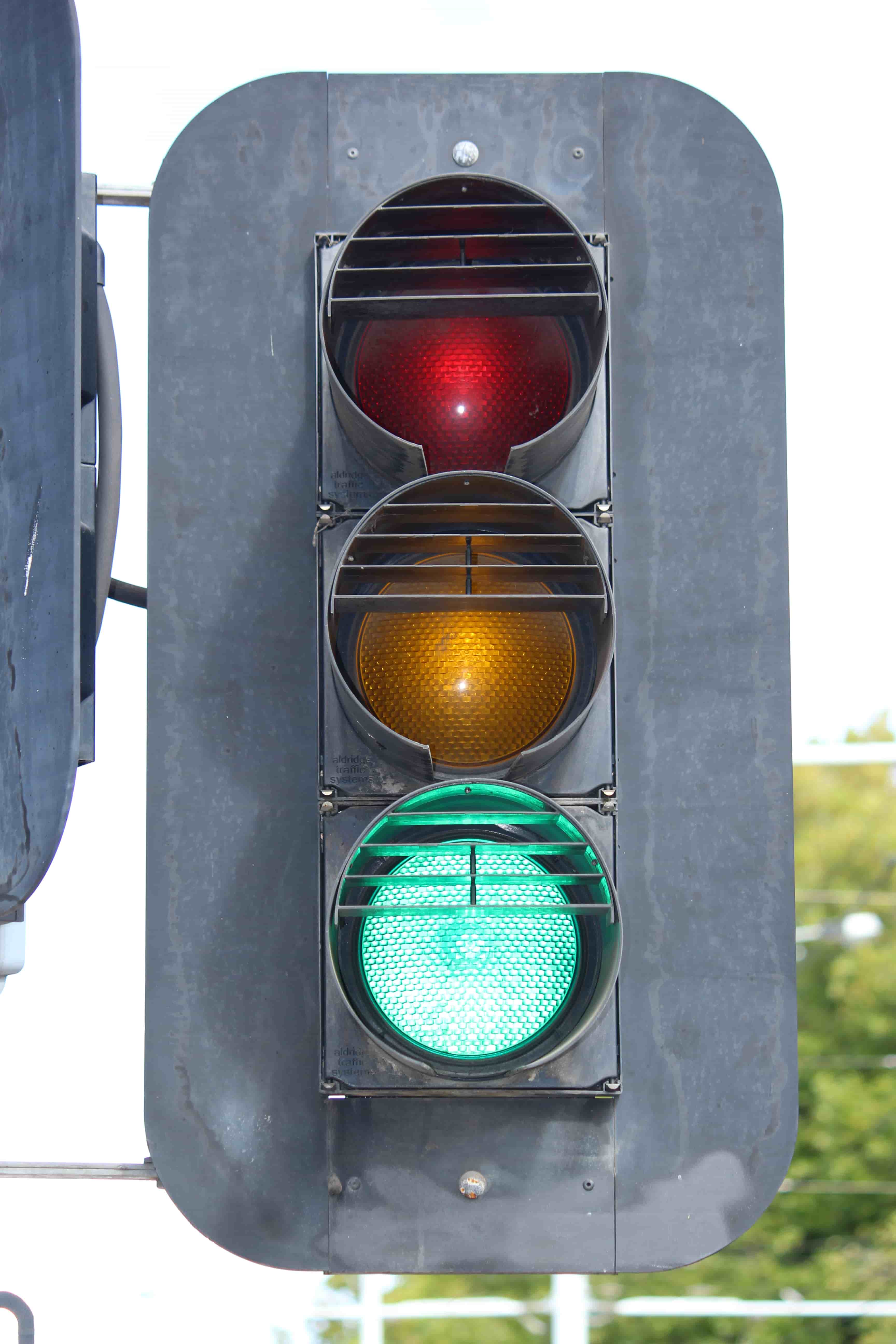 Incandescent/halogen signals - Aldridge Signals